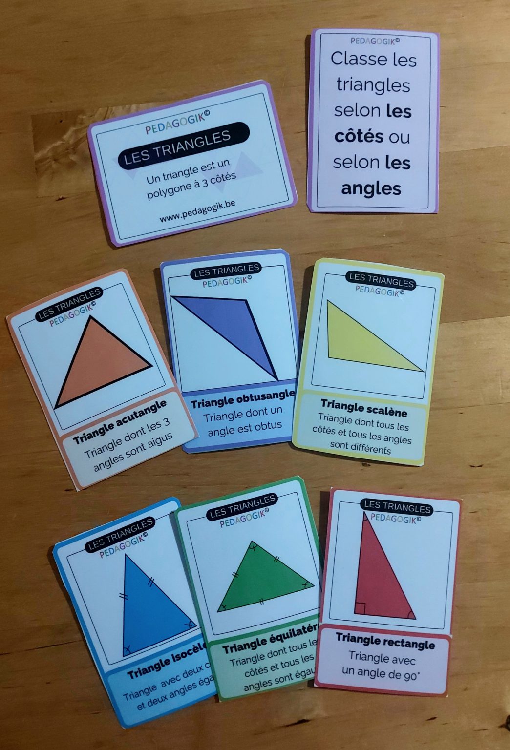 12 cartes pour apprendre les triangles - Des outils 100% gratuits pour ...